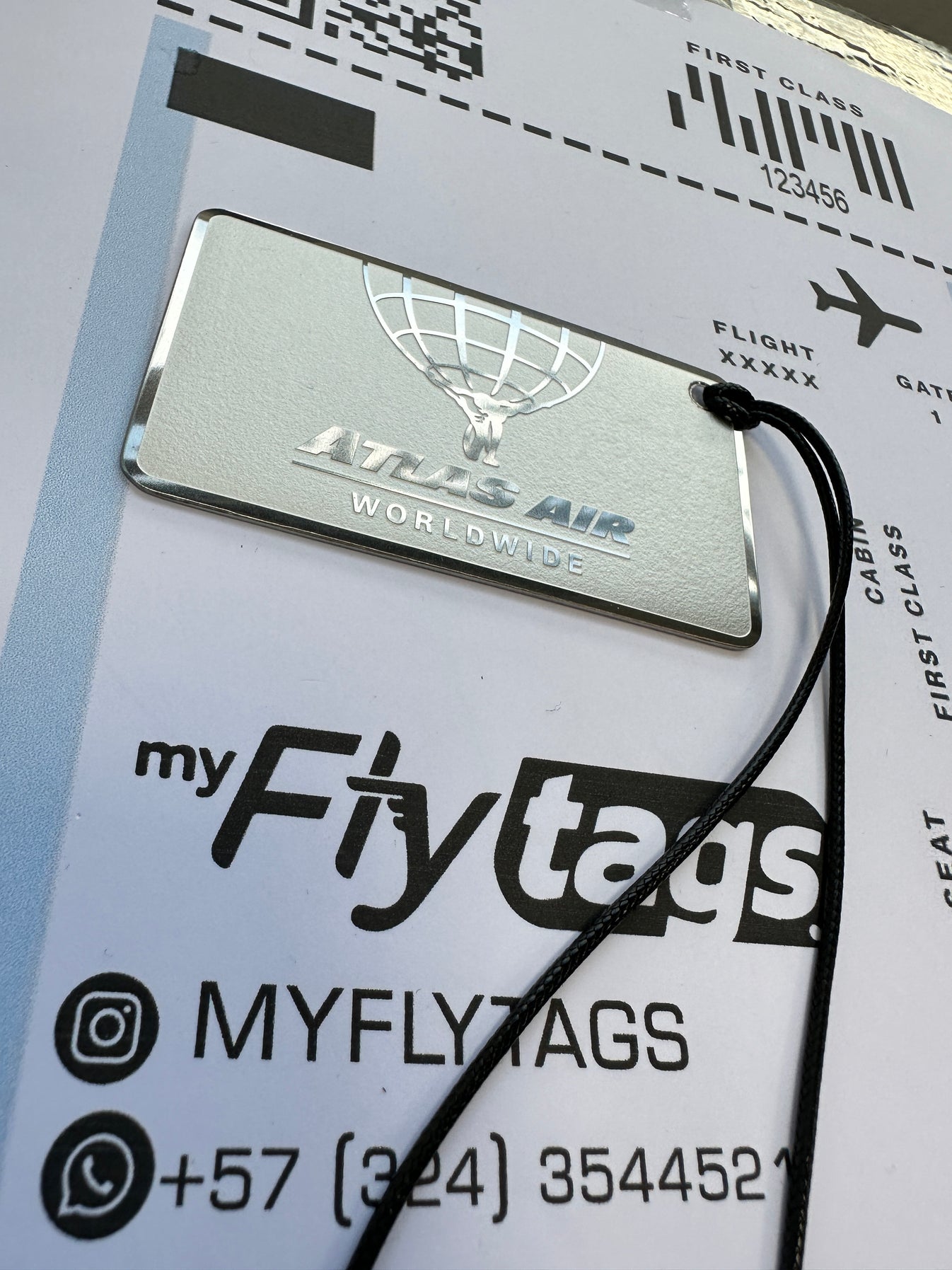Crew tag metálico Atlas Air – My fly tags