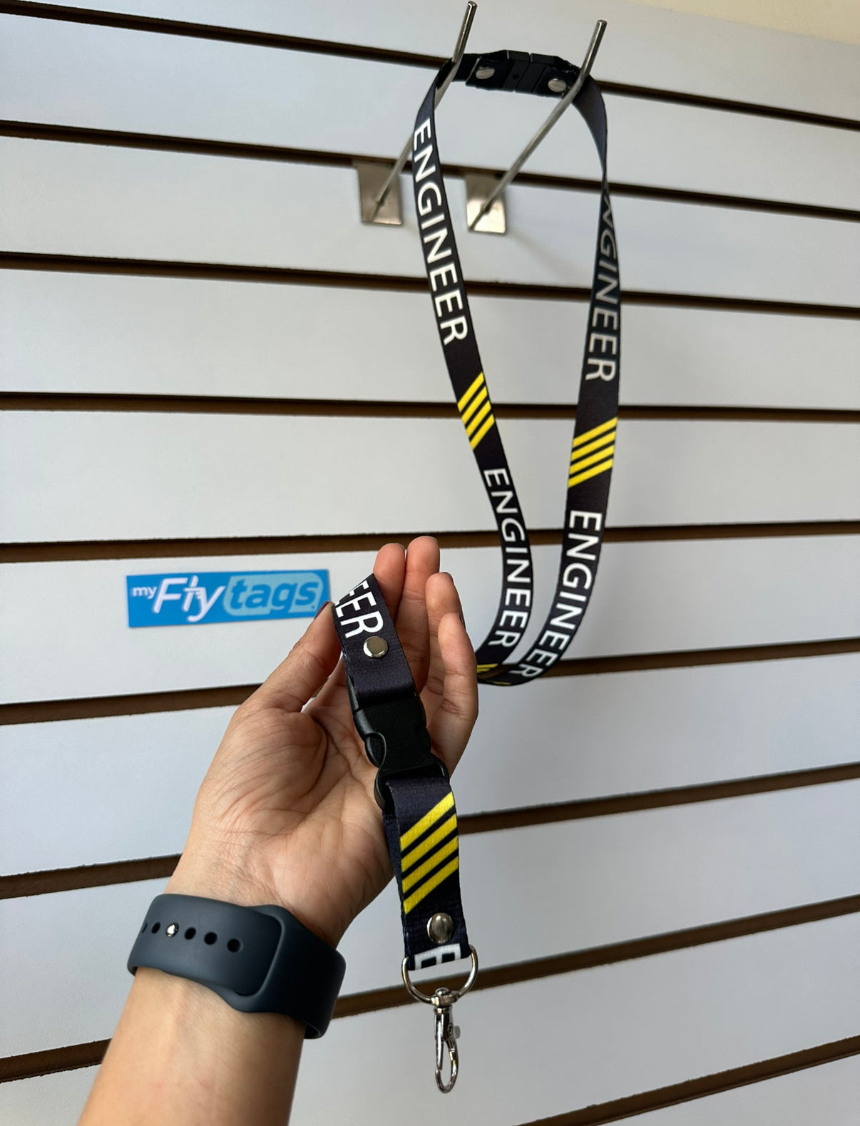 Lanyard Engineer – My fly tags
